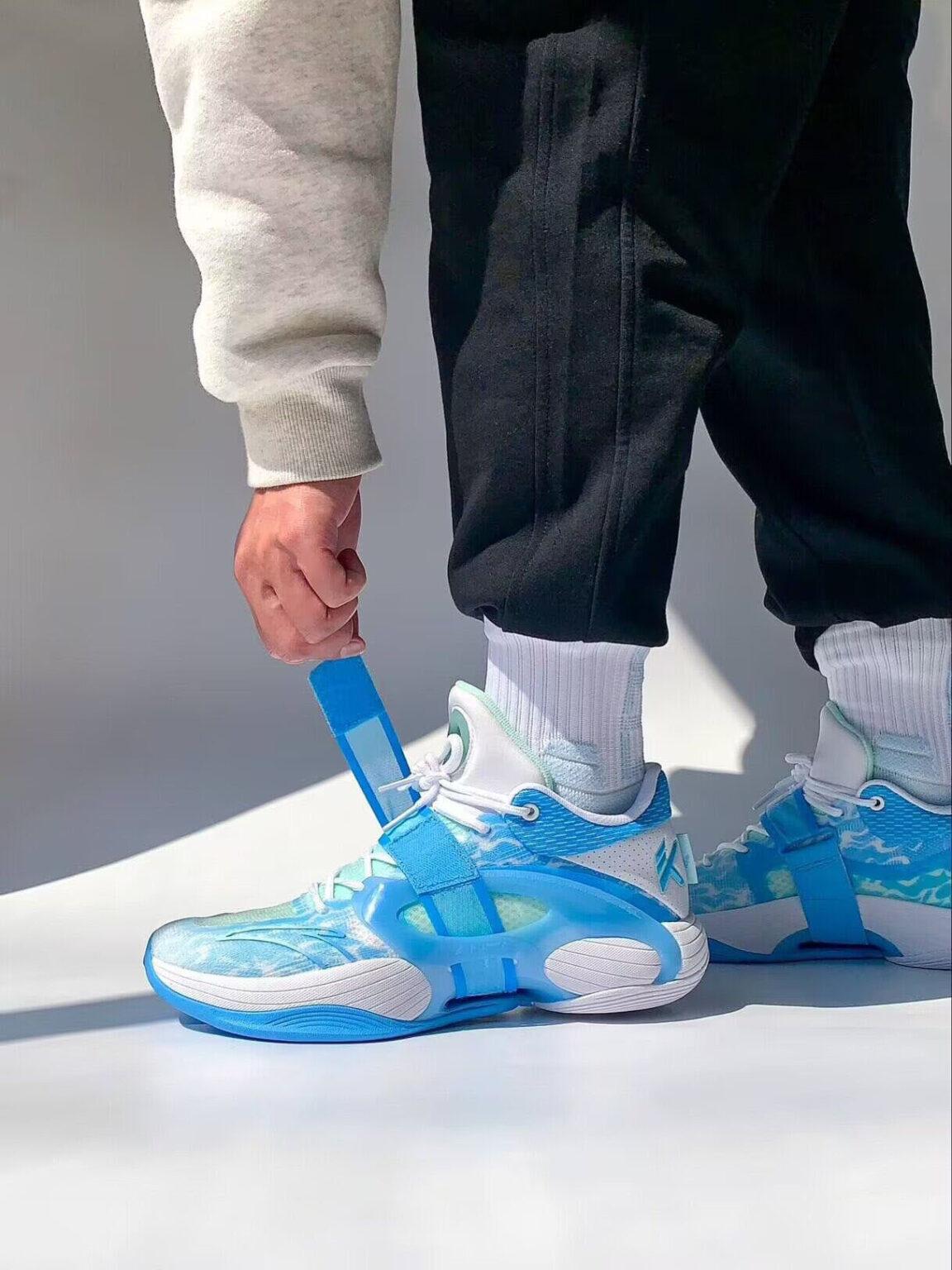 ANTA Men Klay Thompson Splash 5 Blue Green White – ANTA KAI 2 Shockwave ...